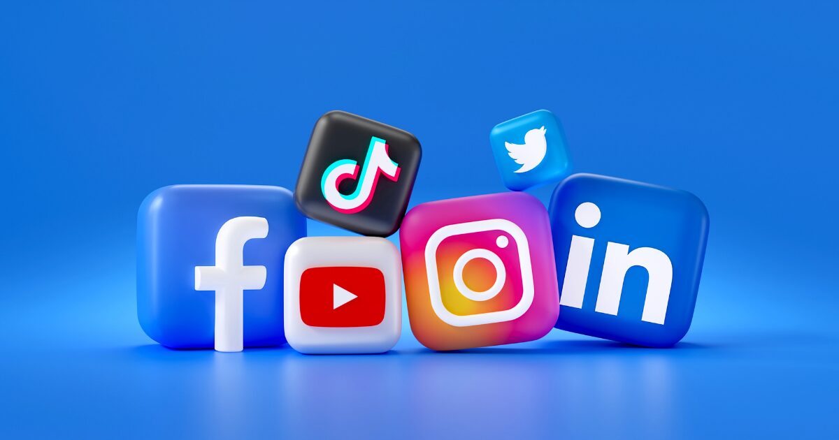 SNSマーケティングの副業で高収入を得るコツとは？主な仕事内容とメリット・デメリットを解説 | Marketing Piece mag.